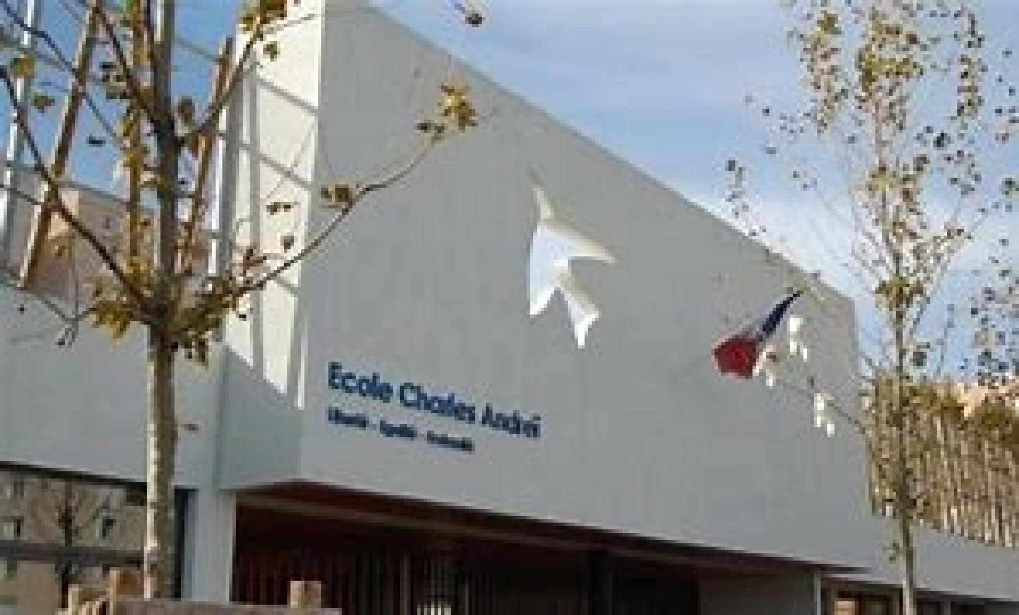 Una classa di Charles Andrei finalista di a 24sima edizione di u ...